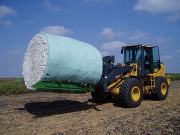 Cotton Grapple Simplifies Round Module Handling - Cotton Grower